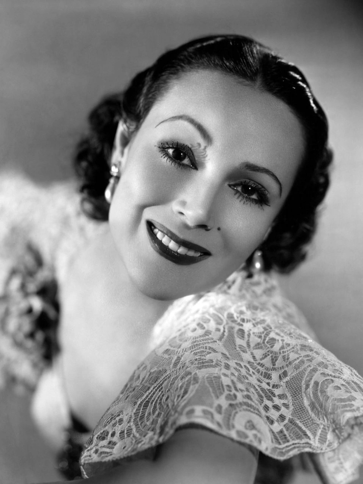 Dolores del Rio image