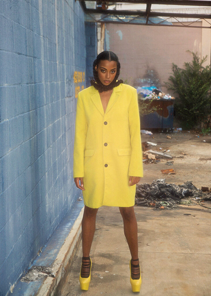 Picture of Chloe Cook