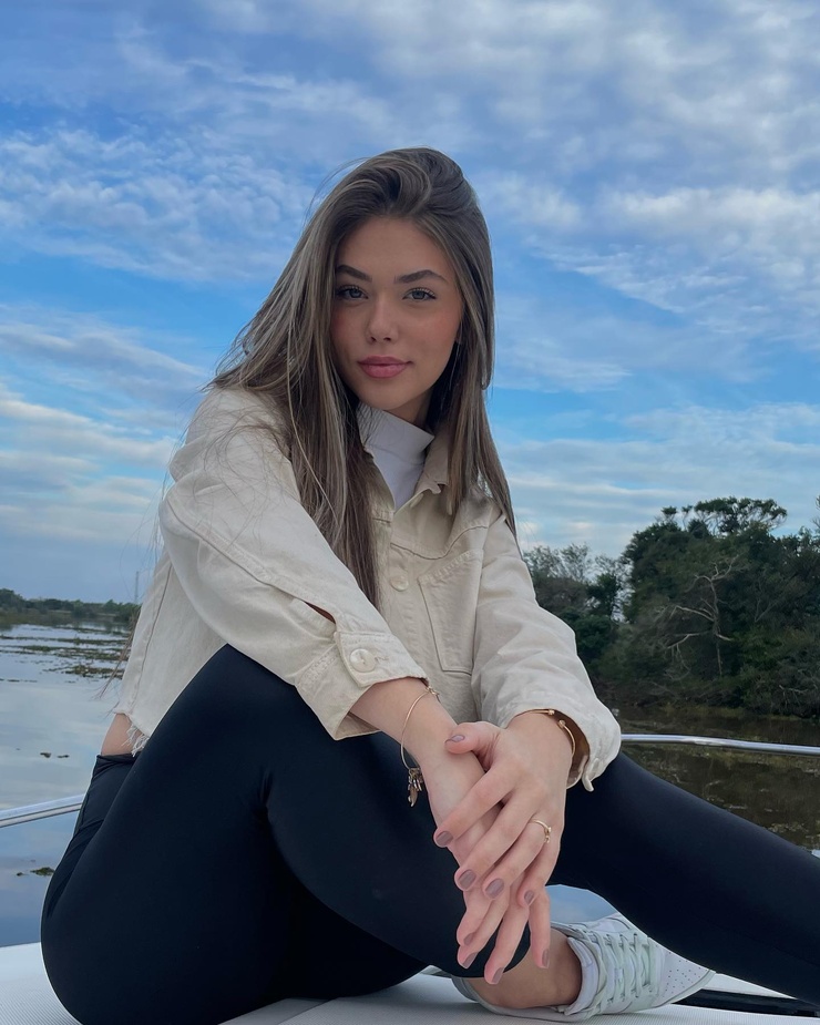 Picture of Mariana Pimentel