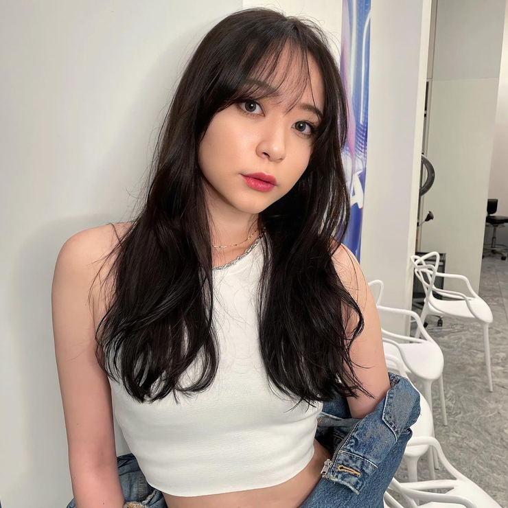 Picture of Lisa Yamada (model)