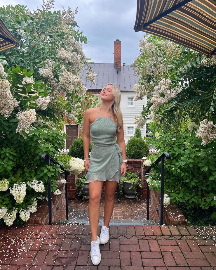 Picture of Isabella Alexander