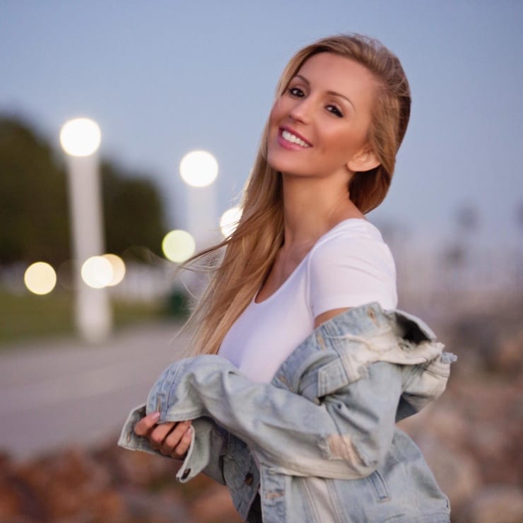 Picture Of Amanda Paris