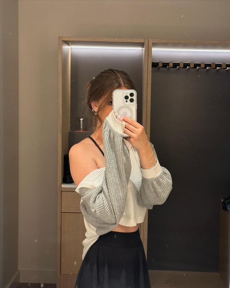 Picture of Brooke Monk