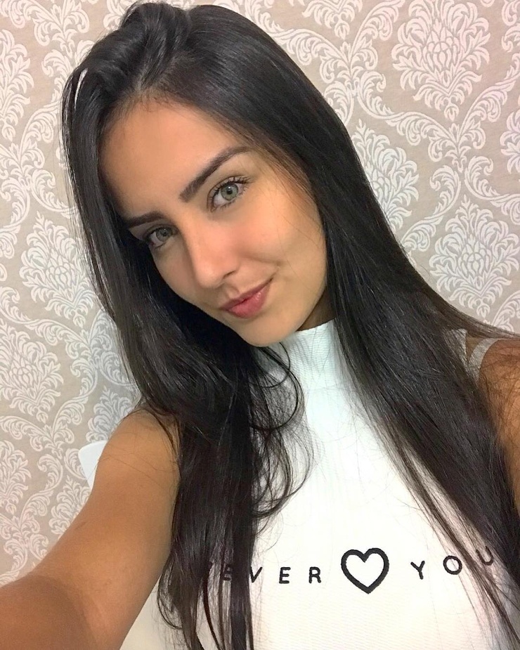 Picture of Rayanne Florentino