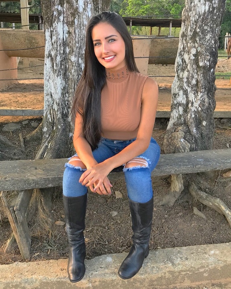 Picture of Rayanne Florentino