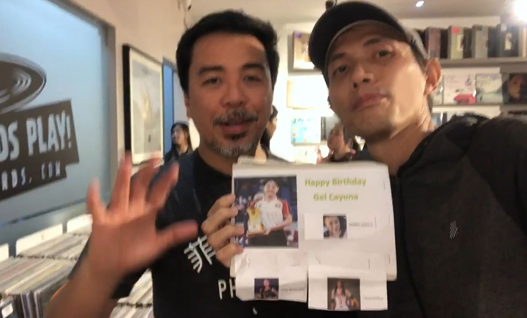 Fan Sign with Buddy Zabala Moonstar88 Band Former