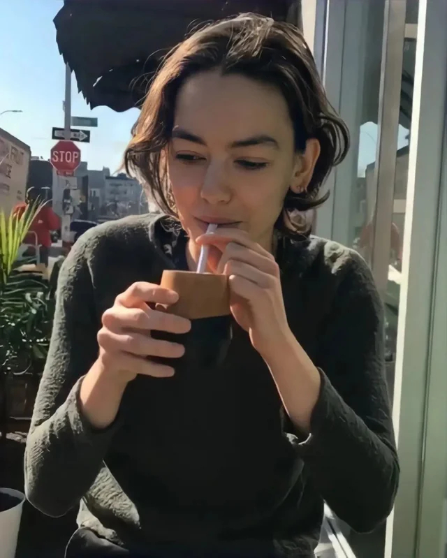 Picture of Brigette Lundy-Paine