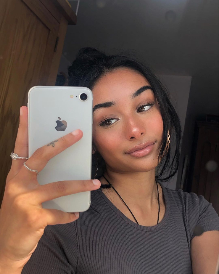 Picture of Rochelle Harrington