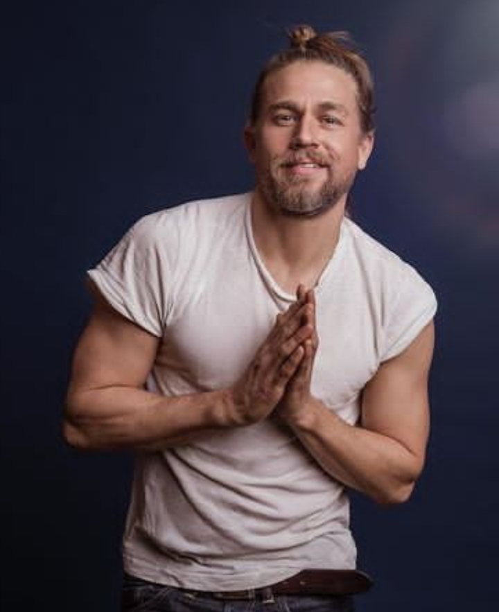 Picture of Charlie Hunnam
