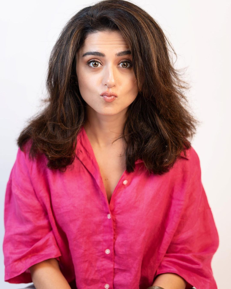 Image of Riddhi Dogra