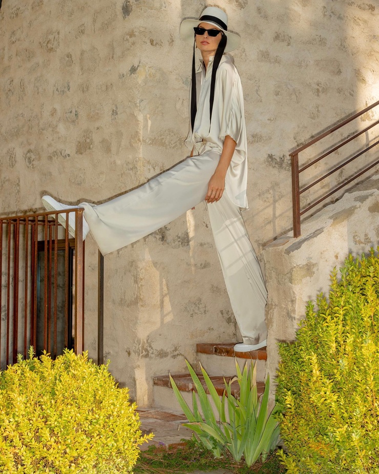 Picture of Izabel Goulart