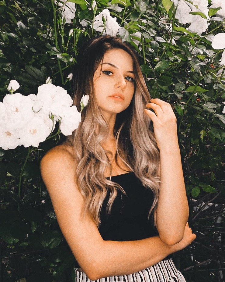 Picture of Victoria Axen