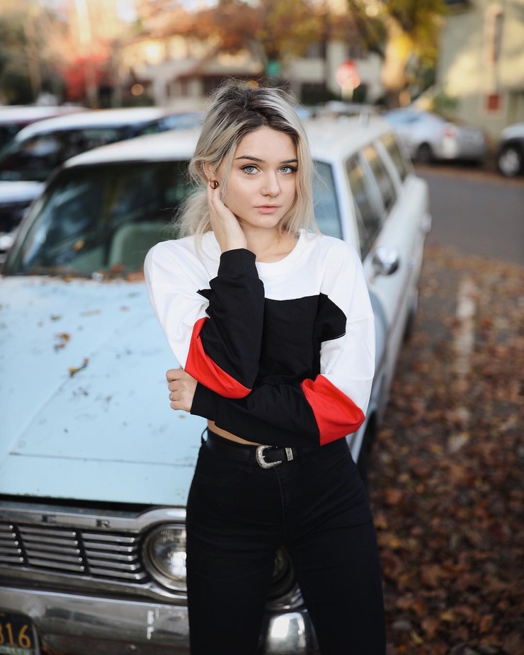 Picture of Victoria Axen