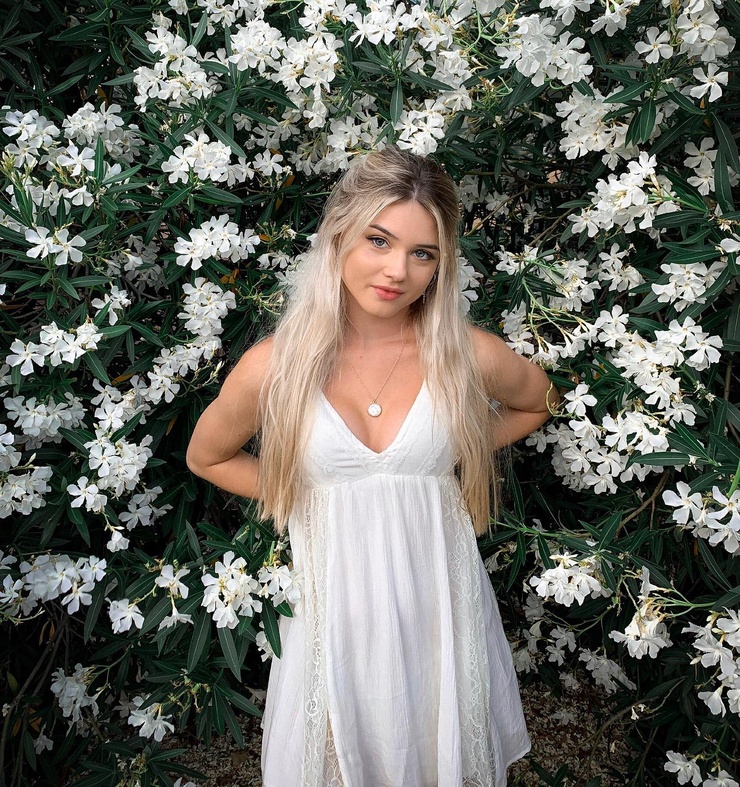 Picture of Victoria Axen