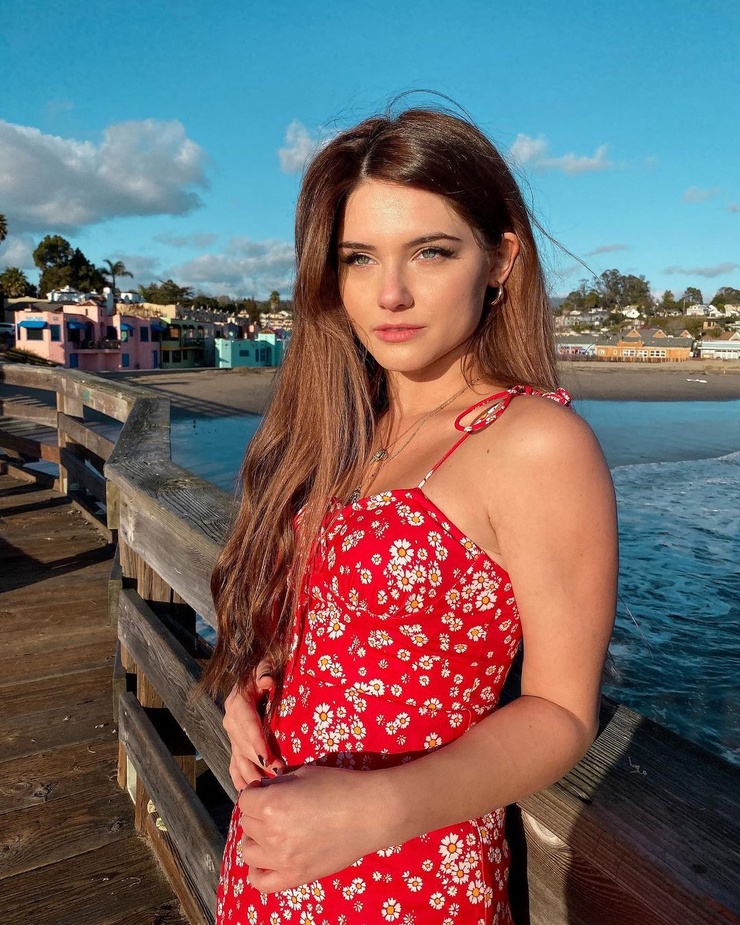 Picture of Victoria Axen