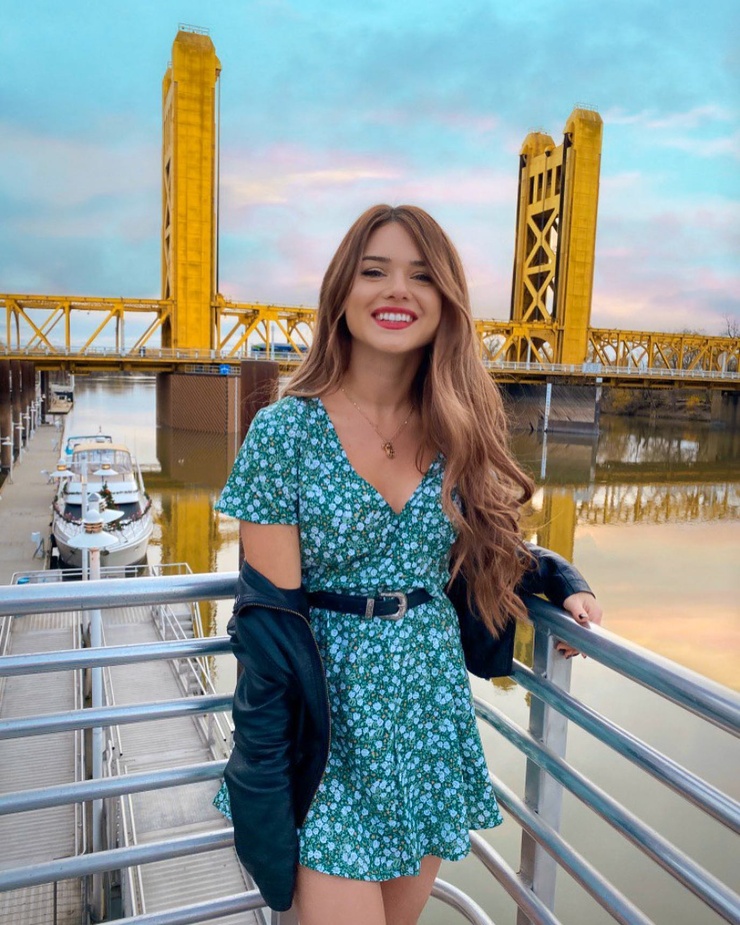 Picture of Victoria Axen