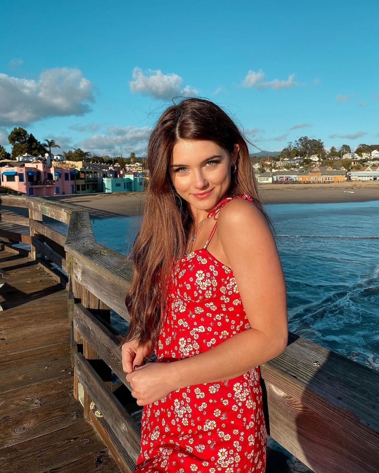 Picture of Victoria Axen