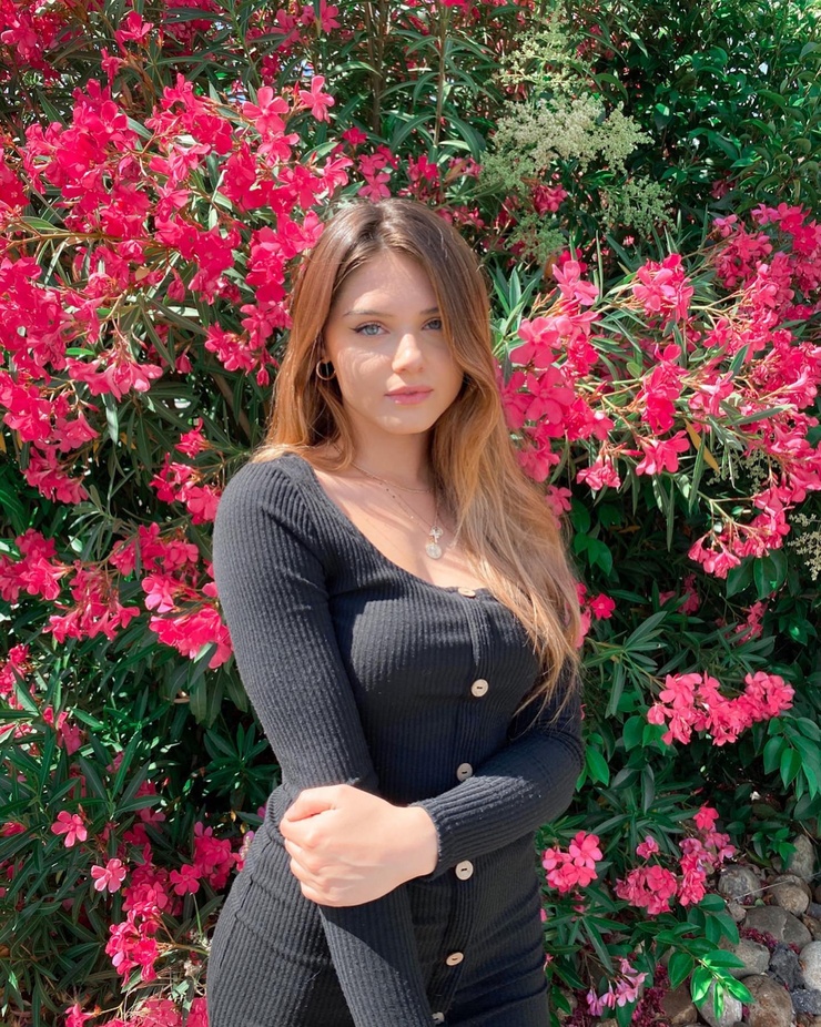 Picture of Victoria Axen