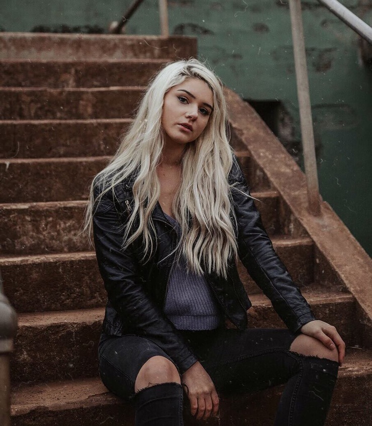 Picture of Victoria Axen