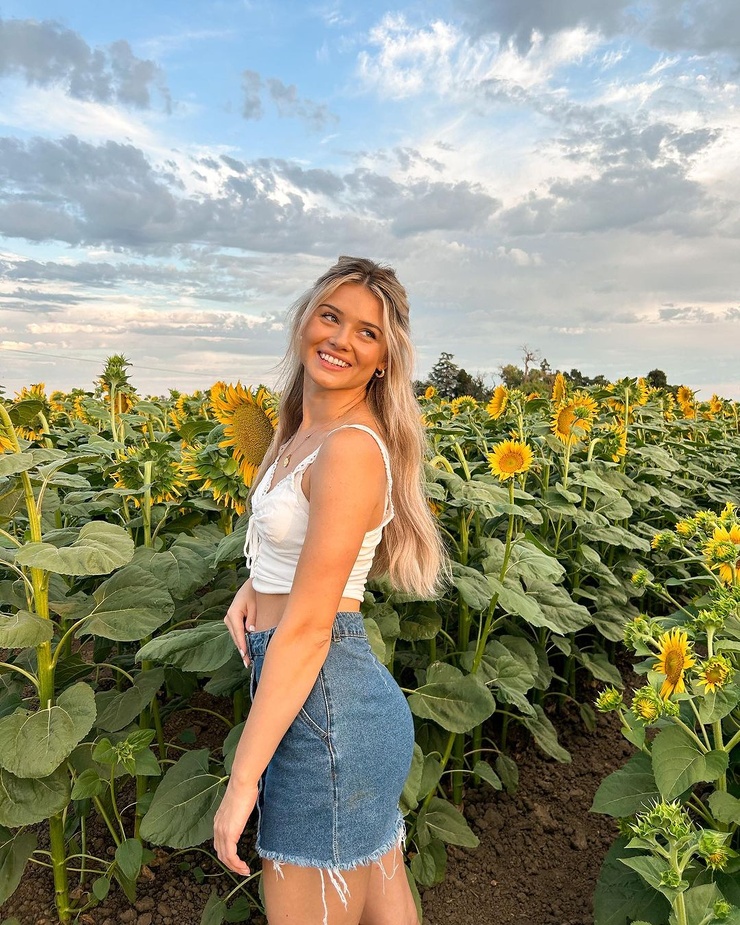 Picture of Victoria Axen