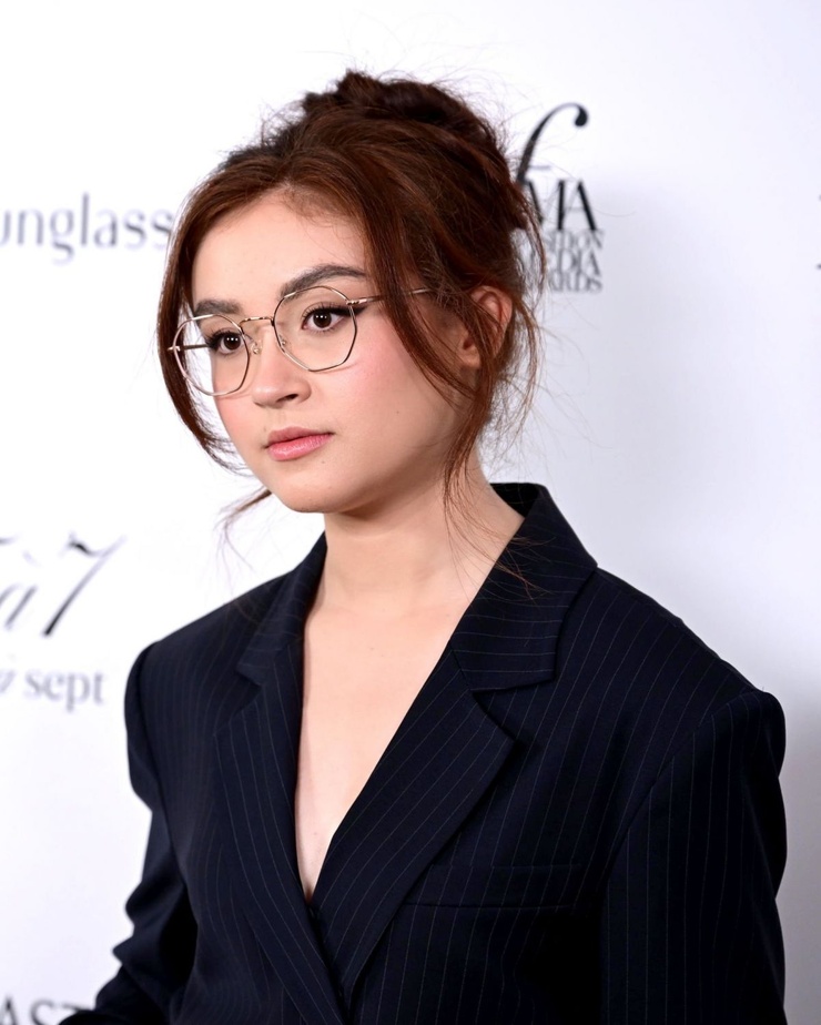 Anna Cathcart picture