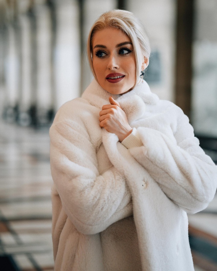 Alexandra Frenkel image