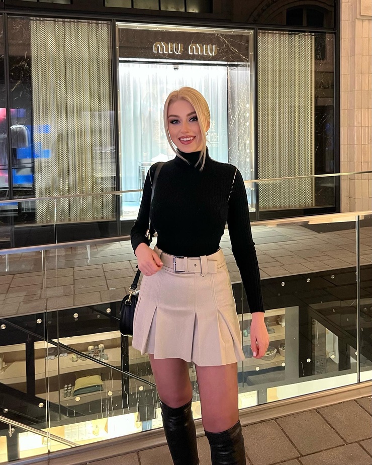 Picture of Alexandra Frenkel