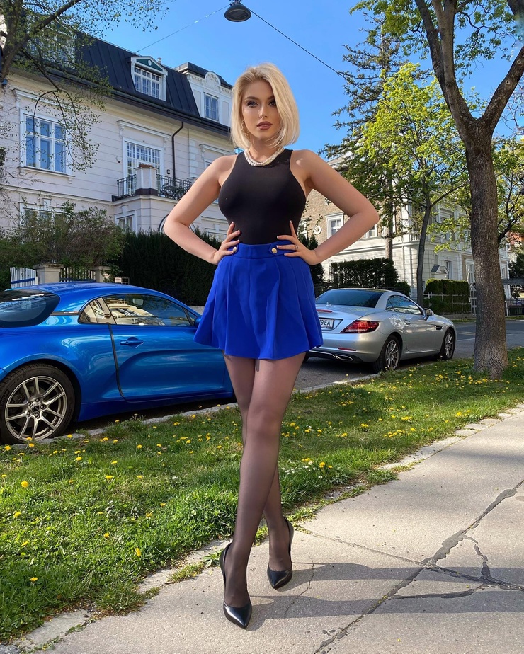 Image of Alexandra Frenkel