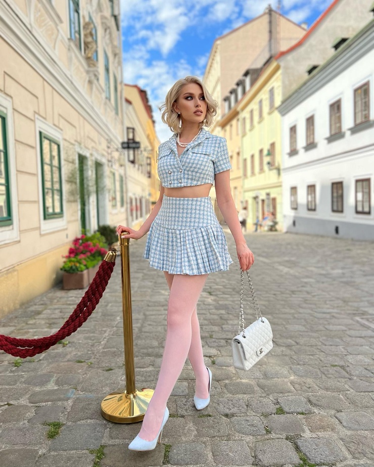 Picture of Alexandra Frenkel