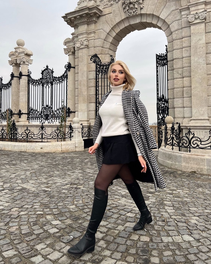 Picture of Alexandra Frenkel