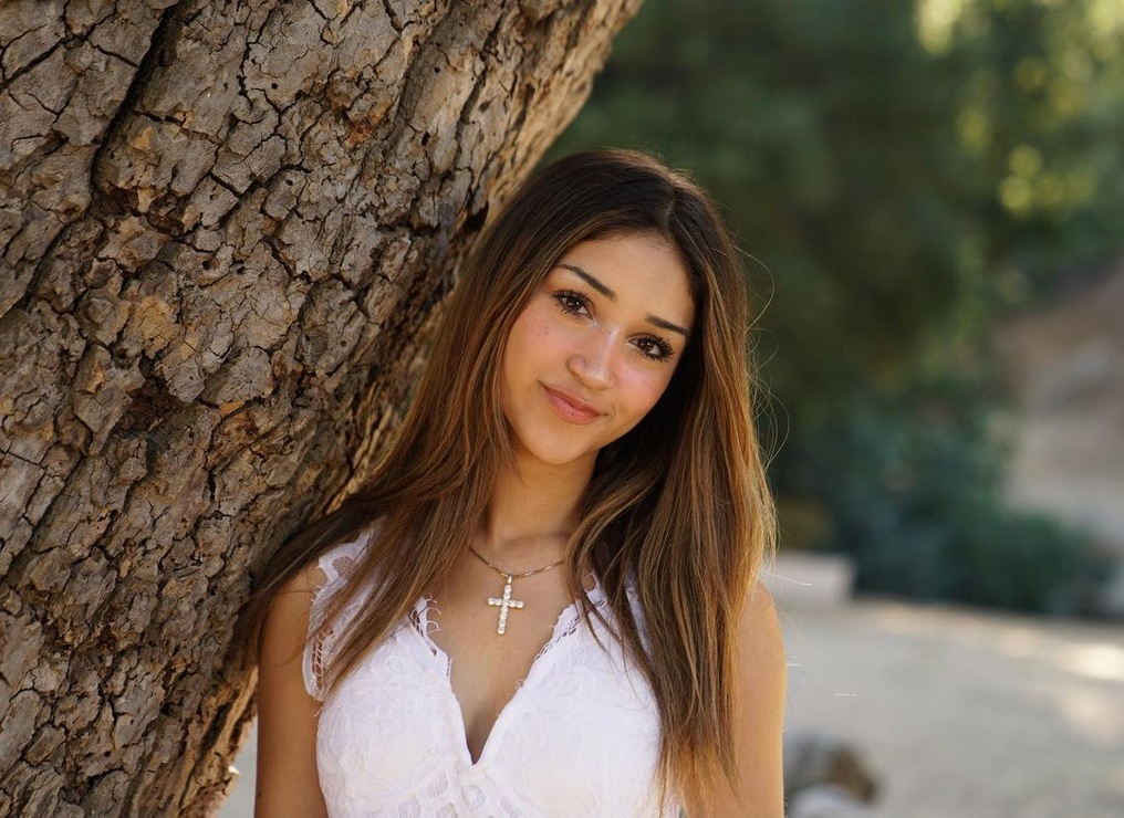 Picture of Ava Justin