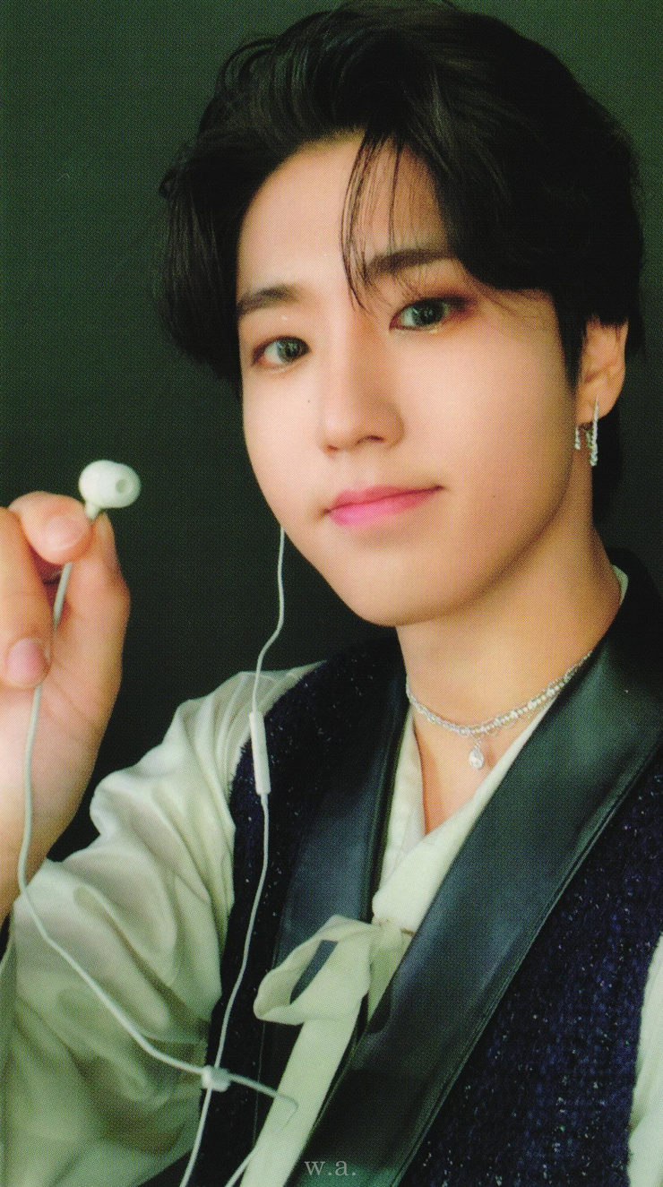 Image of Ji-sung Han