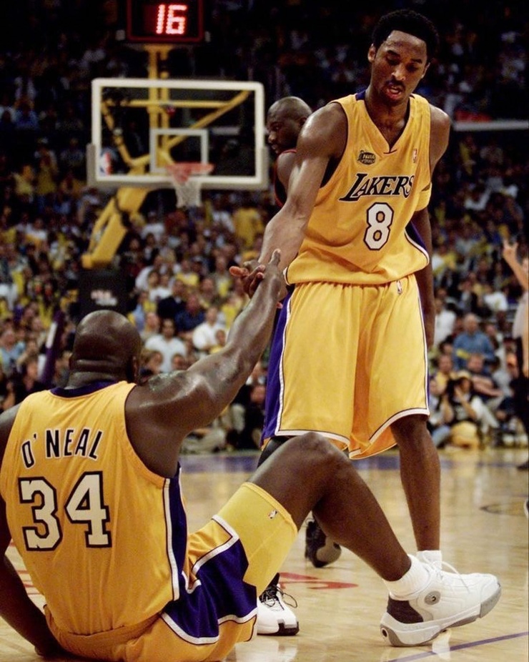 Kobe Bryant image