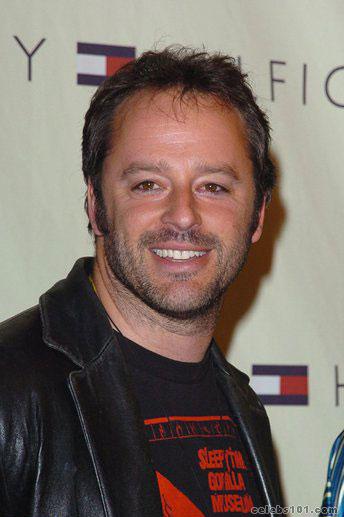 Picture of Gil Bellows