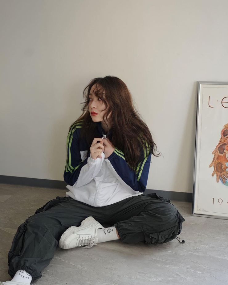 Picture of Lisa Yamada (model)