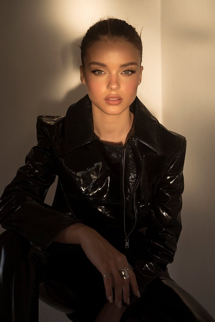 Anna Zak