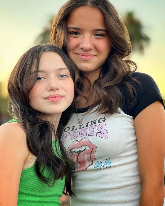 Violet McGraw picture