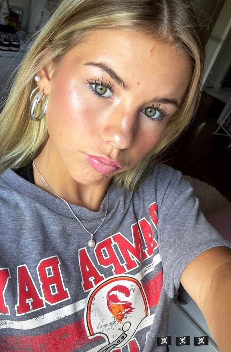 Picture of Ariana White