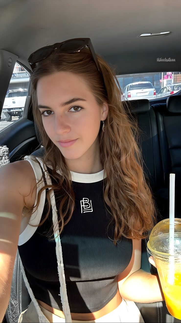 Picture of Emily Feld