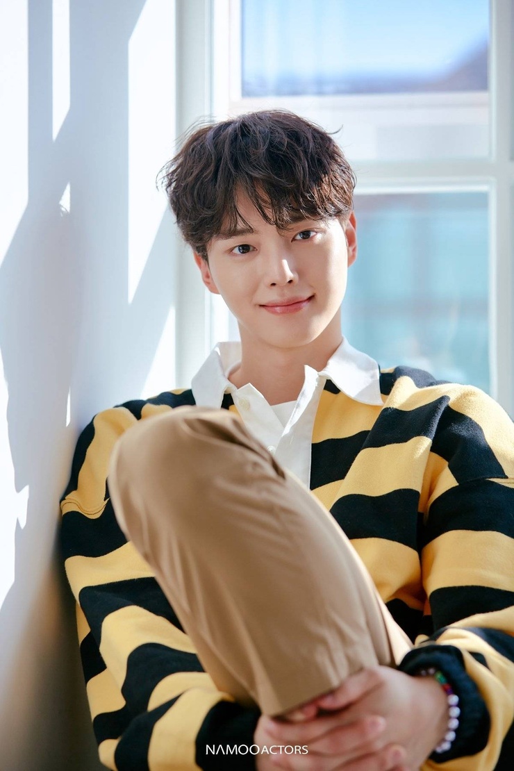 Picture of Song Kang