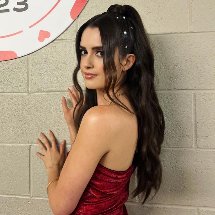 Picture of Laura Marano