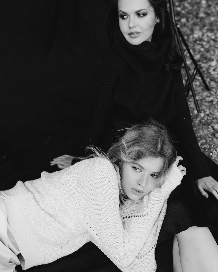 Picture of Luna (model)