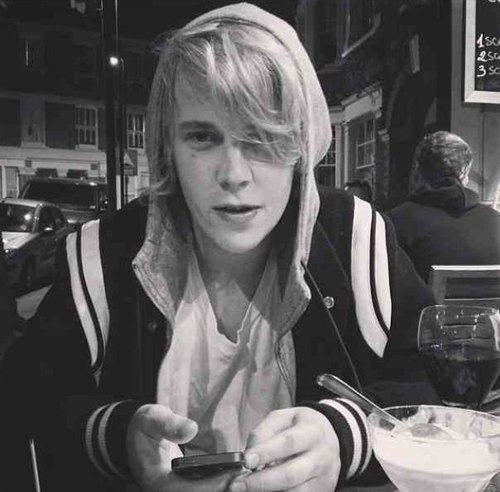 Image of Tom Odell