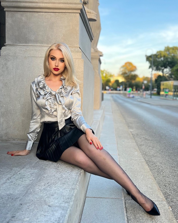 Picture of Alexandra Frenkel