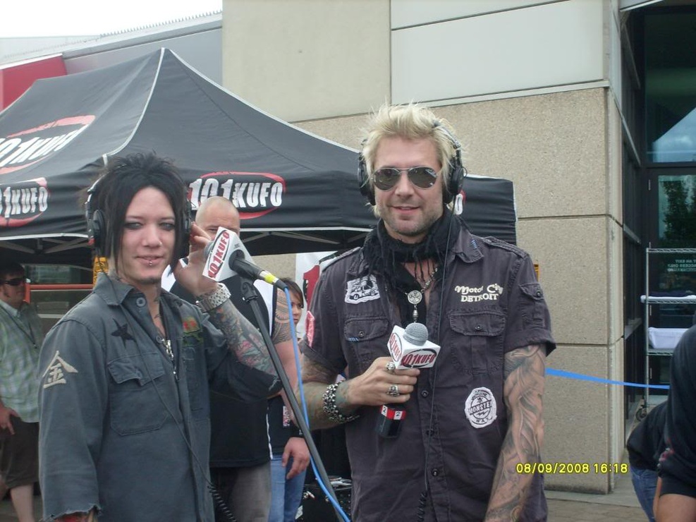Picture of DJ Ashba