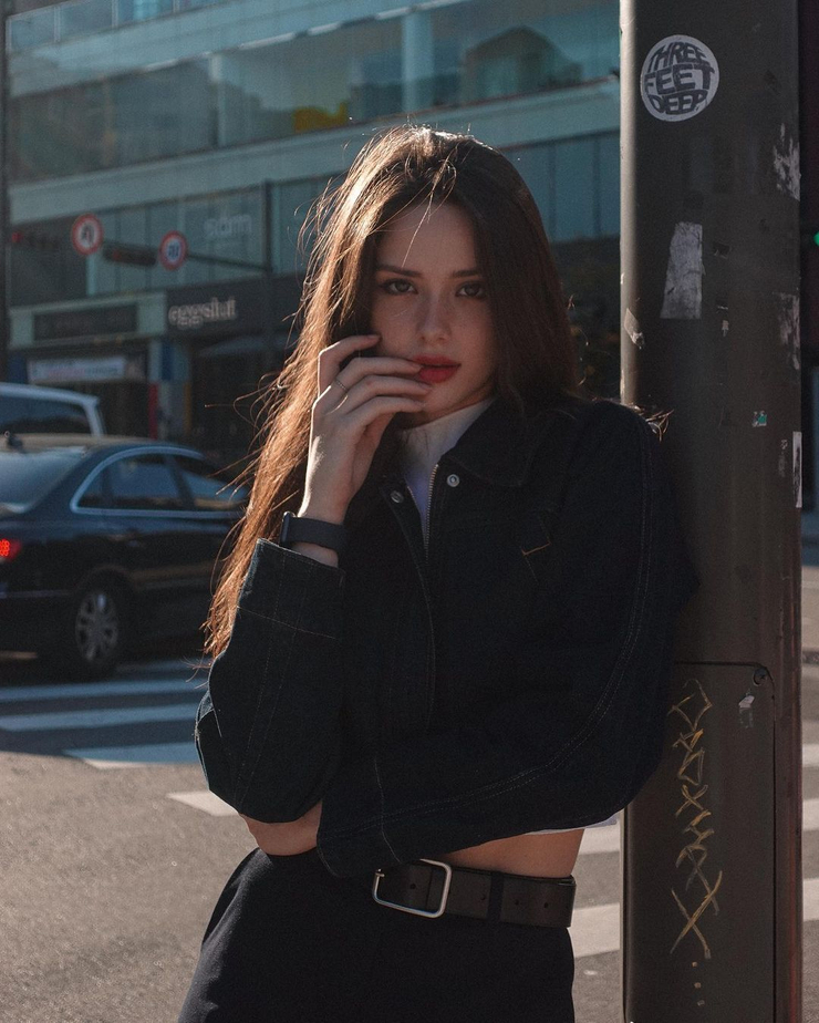 Picture of Lisa Rosh