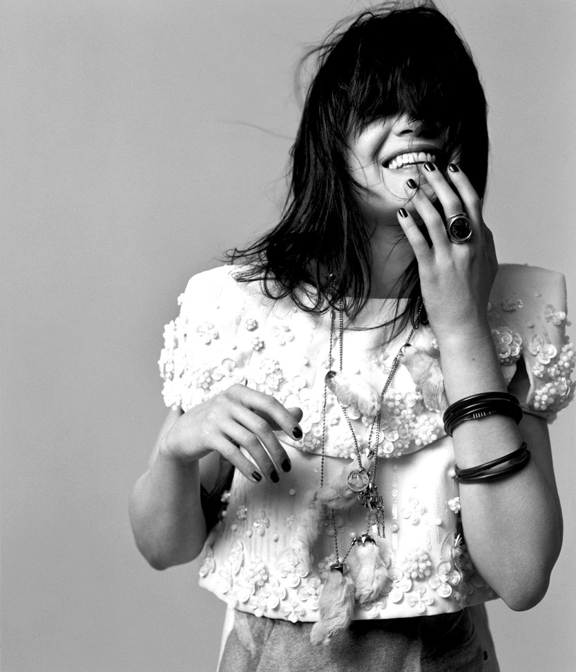 Alison Mosshart image