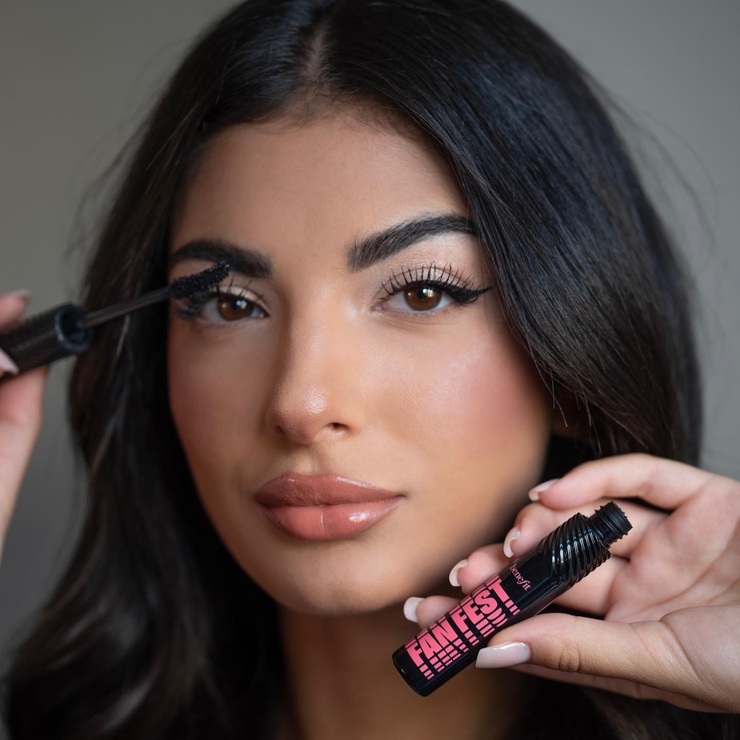 Picture of Elisa Maino