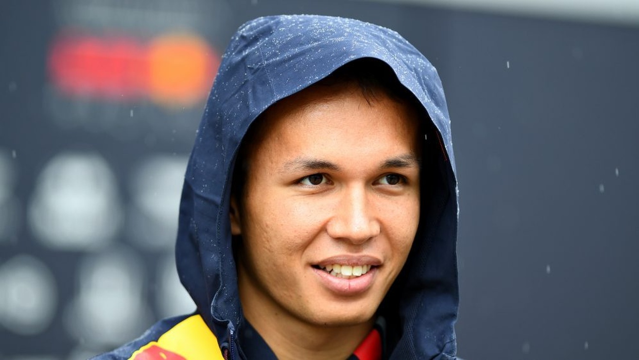 Image of Alexander Albon