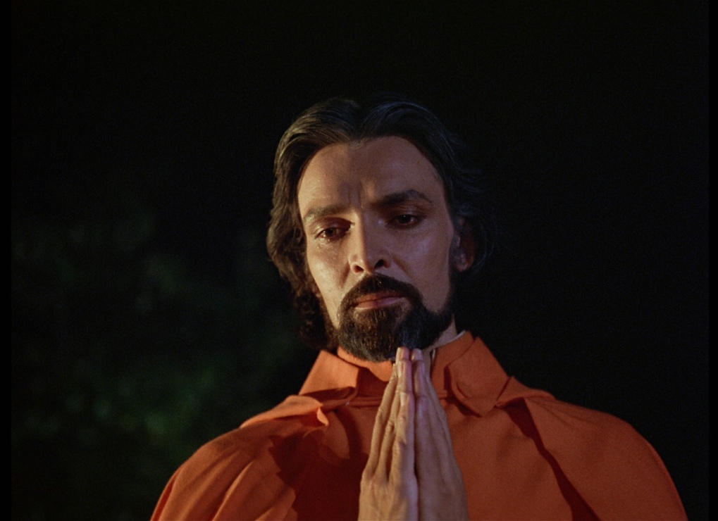 Picture of Damien Thomas